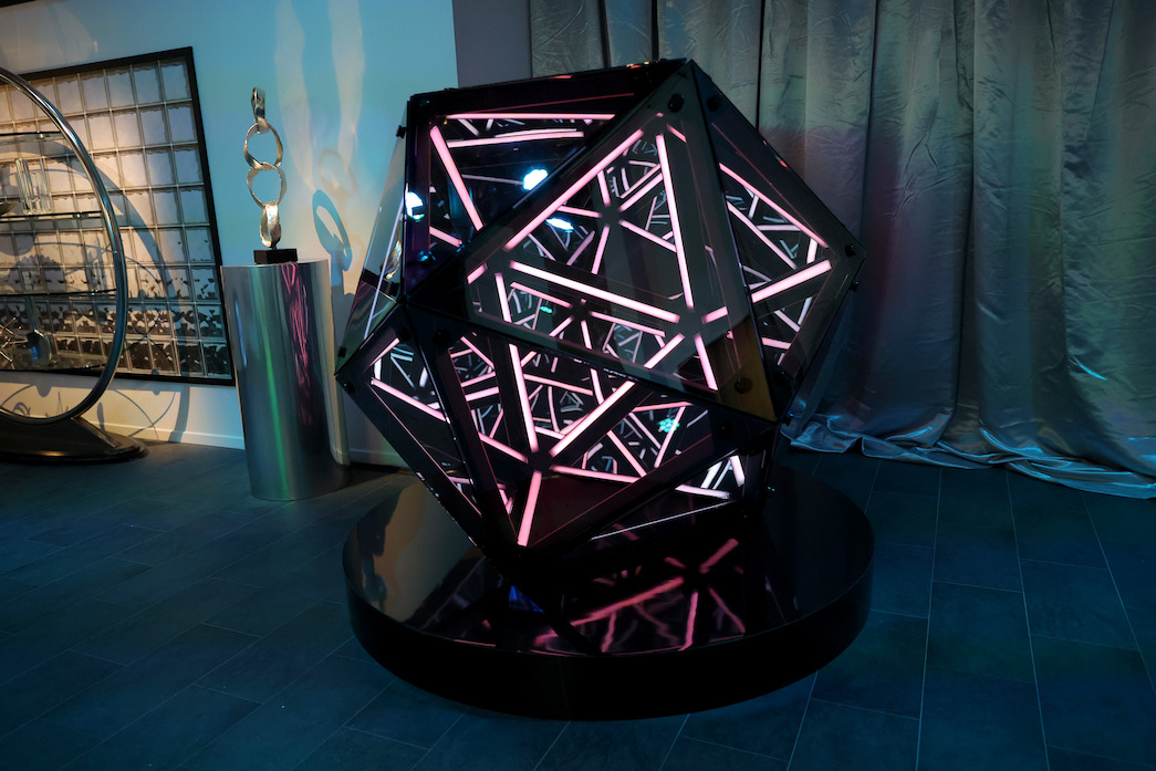 Inside Netflix Glass Onion Experience Event In Los Angeles - Netflix Tudum