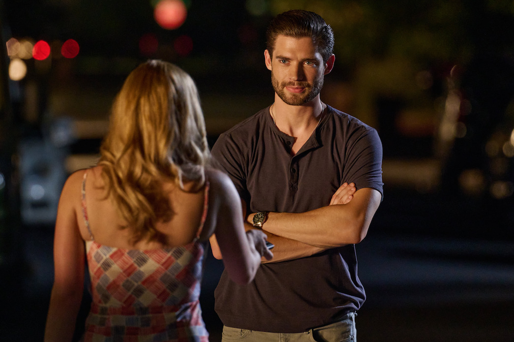 ‘Look Both Ways’: Your Cast Guide to the Dramedy That Asks ‘What If ...