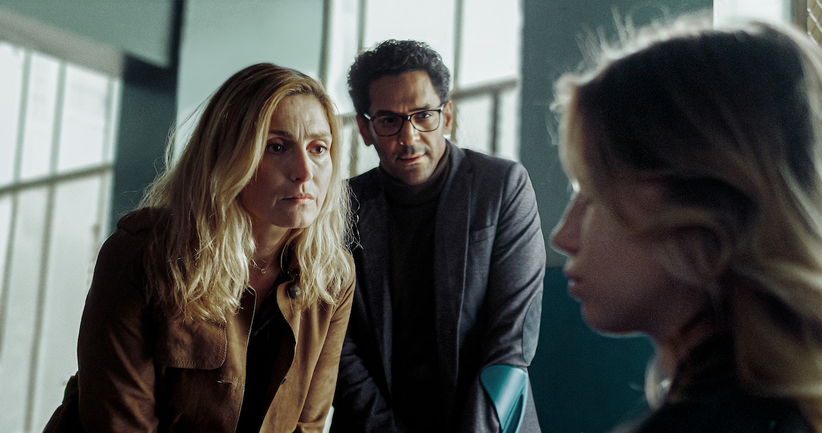 12 Best TV Shows to Watch With Mom on Mother’s Day - Netflix Tudum