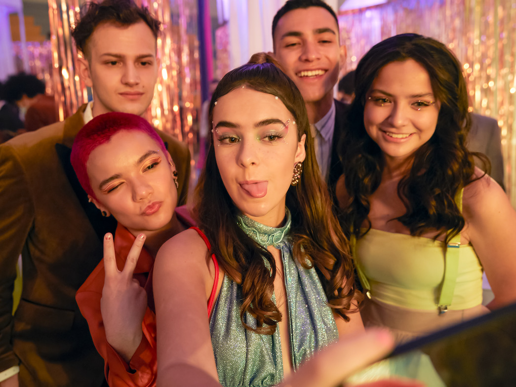 The ‘Anonymously Yours’ Netflix Cast Includes TikTok Royalty - Netflix ...