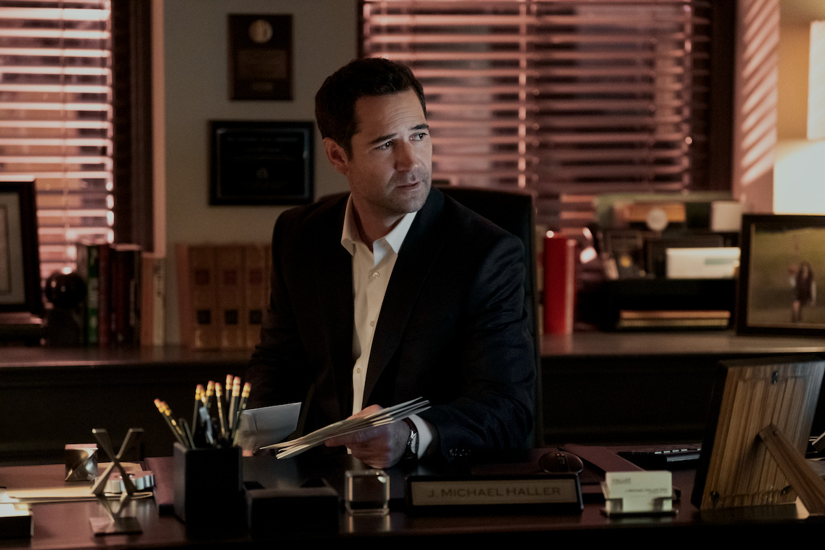 'The Lincoln Lawyer' Season 2 Release Date and First Look Photos ...