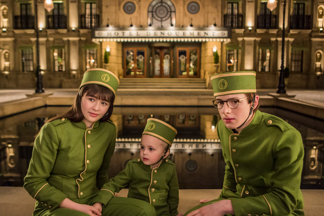 13 Cozy Movies and TV Shows with Fall Vibes - Netflix Tudum