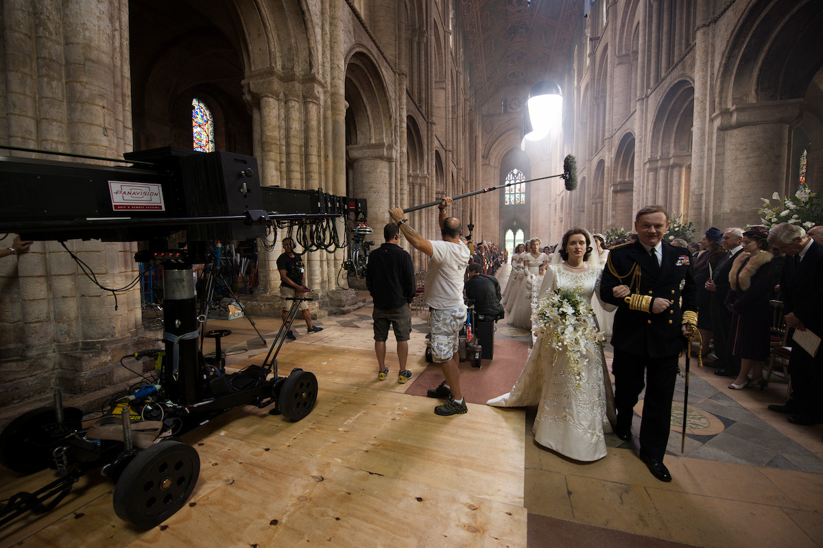 ‘The Crown’ Stars Behind the Scenes Photo Gallery - Netflix Tudum