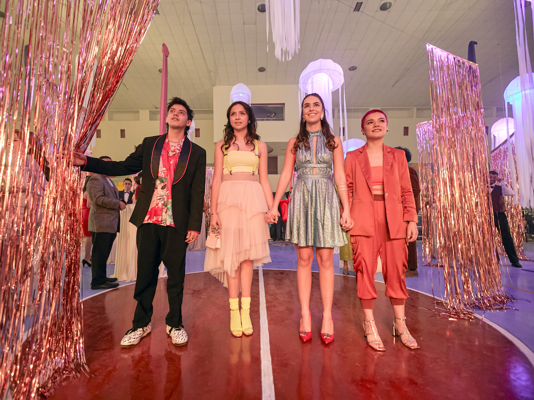 The ‘Anonymously Yours’ Netflix Cast Includes TikTok Royalty - Netflix ...