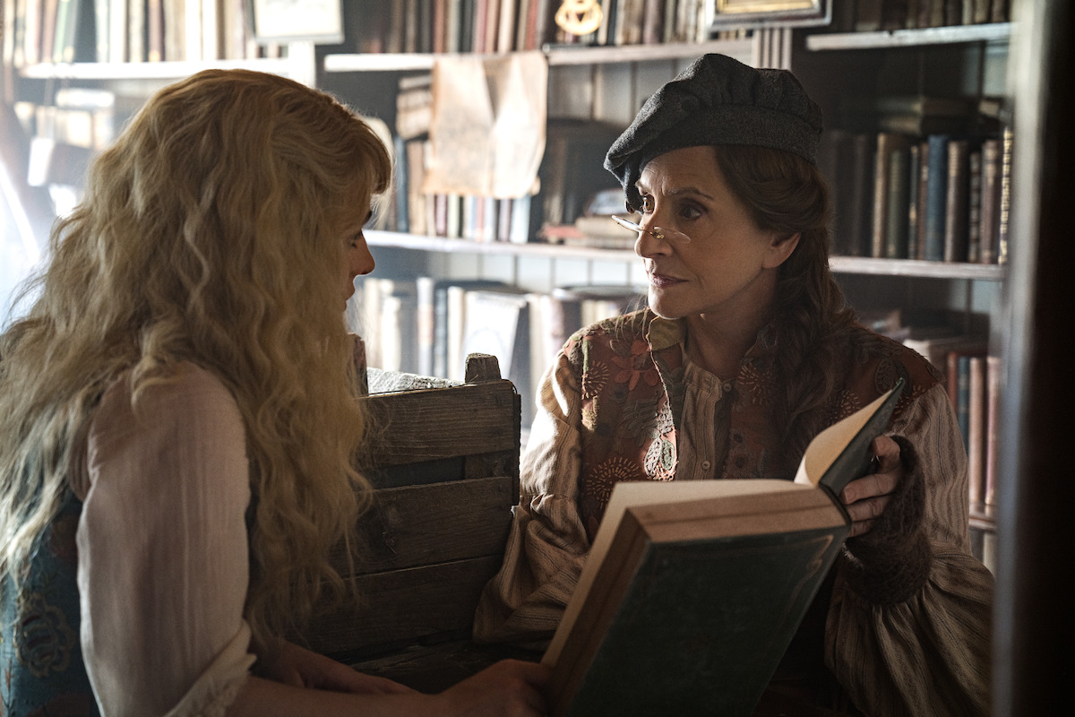 The School for Good and Evil Conjures a Valuable Life Lesson - Netflix ...