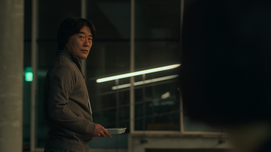 All Aboard Nuri 11: Meet the Daring Crew of ‘The Silent Sea’ - Netflix ...