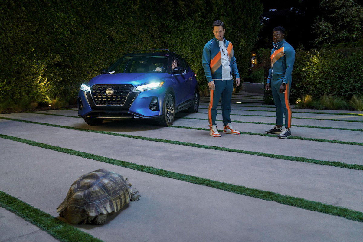 Get to know ‘Me Time’ scene-stealer Ilia Paulino - Netflix Tudum