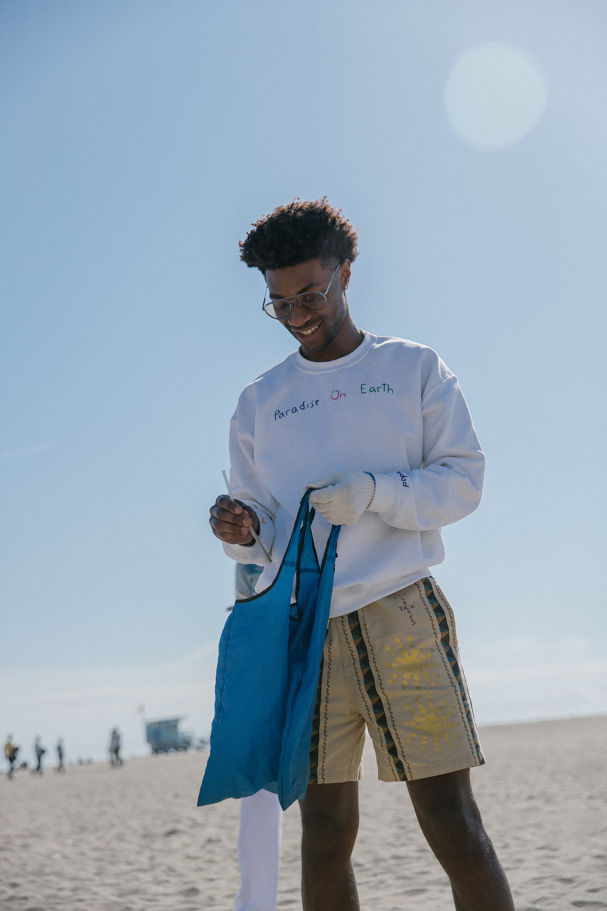 The Outer Banks Cast Cleaned Up Santa Monica’s Coastline After ...