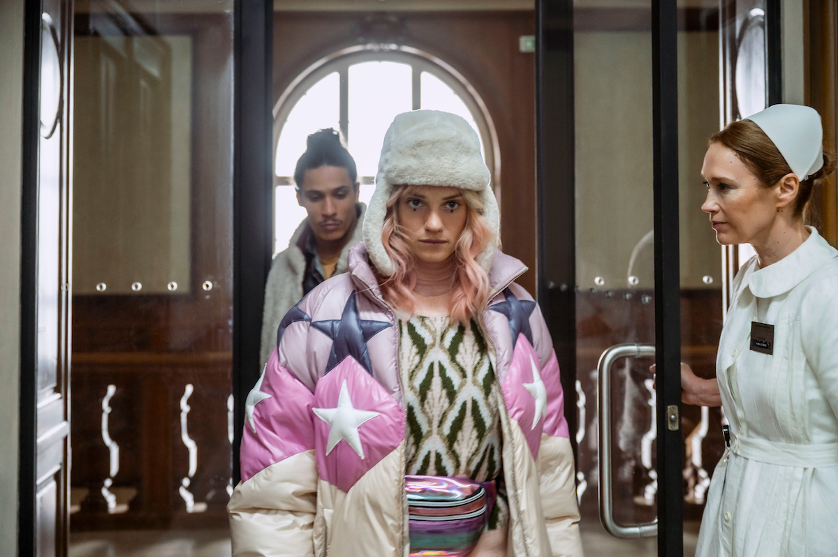 Anthracite: Plot, Cast, and Trailer - Netflix Tudum