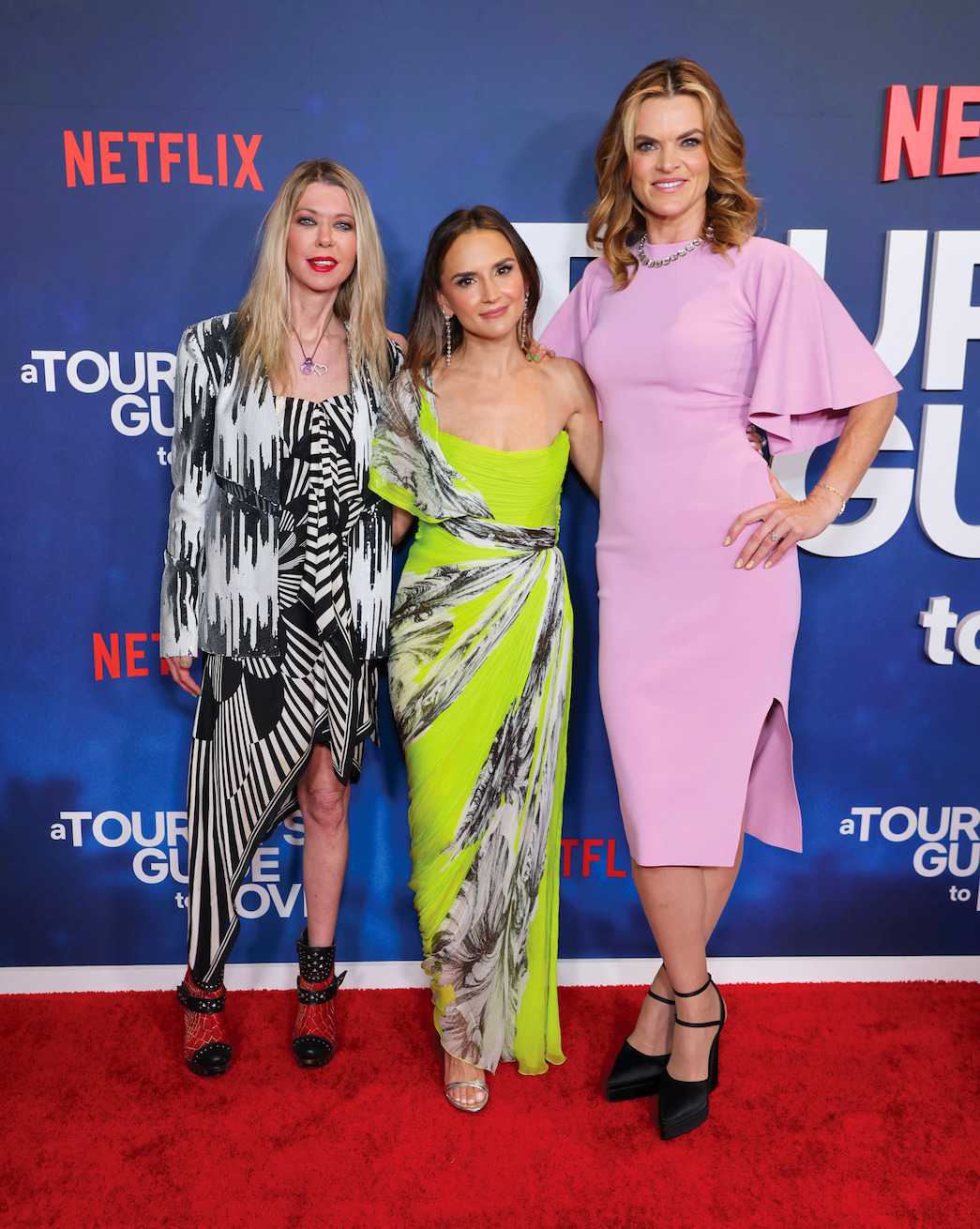 Rachael Leigh Cook, Missi Pyle On Josie and the Pussycats Reunion in A ...