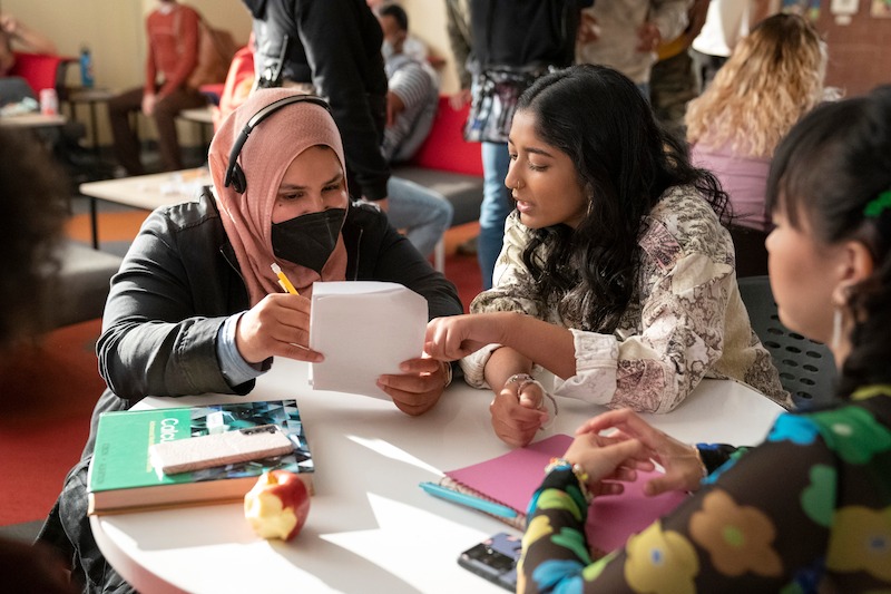 Never Have I Ever Season 4 Behind the Scenes Photos - Netflix Tudum