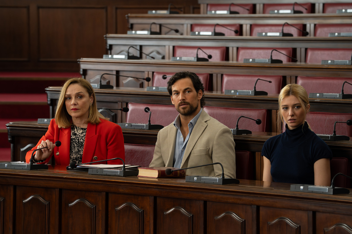 Deceitful Love: Plot, Release Date, Cast - Netflix Tudum