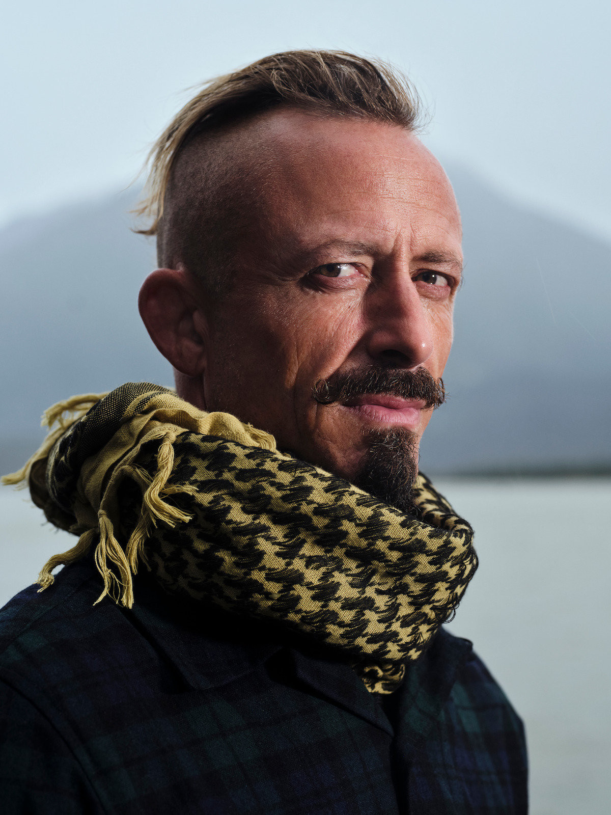 Outlast Cast: Meet the 16 Survivalists Competing for $1 Million ...