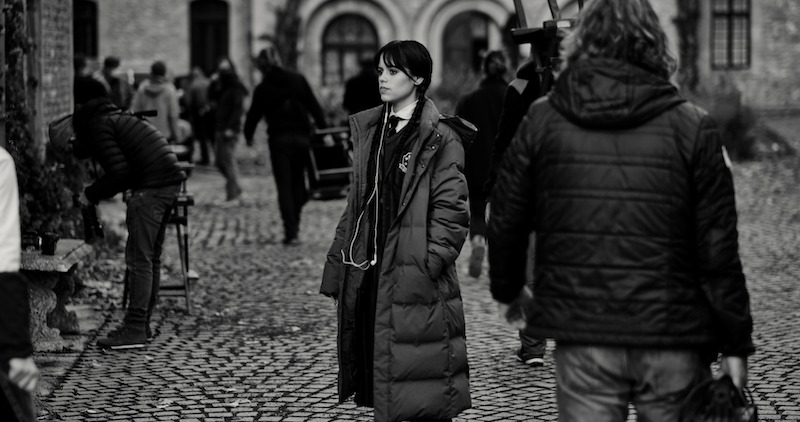 Creep Around Nevermore with These Behind-the-Scenes ‘Wednesday’ Photos ...