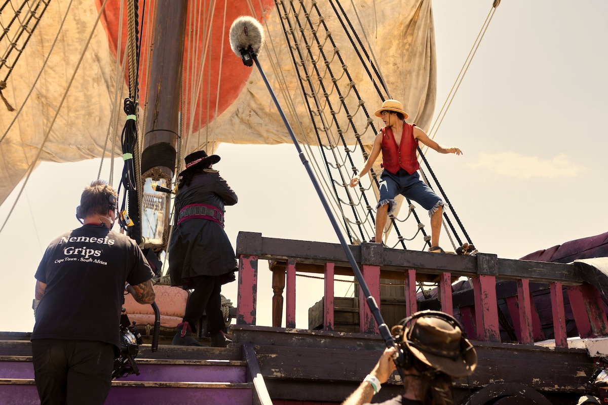See Behind the Scenes Photos of 'ONE PIECE' Live Action Cast and Crew ...