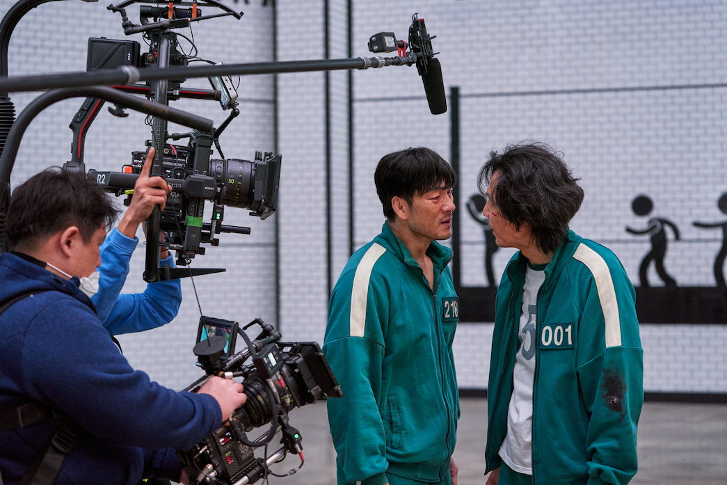 ‘Squid Game’Director Hwang Dong-hyuk Photos & Interview - Netflix Tudum ‘Squid Game’Director Hwang Dong-hyuk Photos & Interview - Netflix Tudum