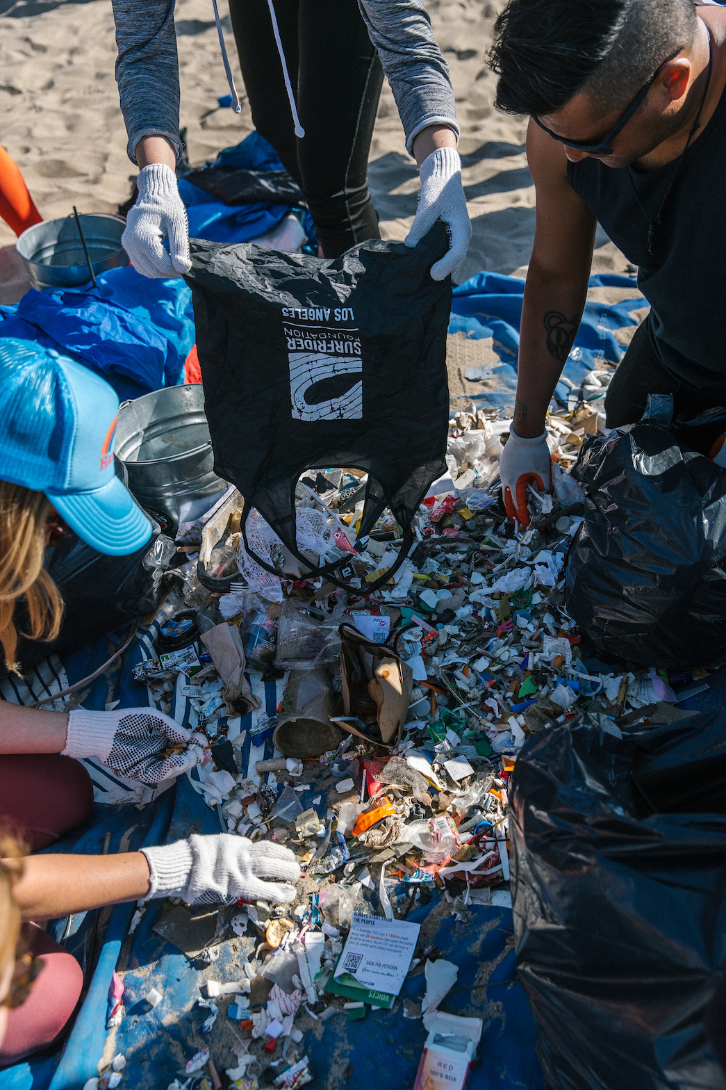The Outer Banks Cast Cleaned Up Santa Monica’s Coastline After ...