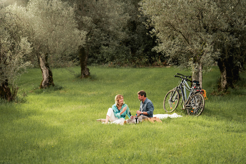 La Dolce Villa: Cast, Release Date, Photos, and Plot of Scott Foley Italian Rom-Com - Netflix Tudum