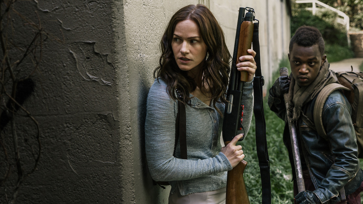 9 Vampire TV Shows and Movies on Netflix to Sink Your Teeth Into ...