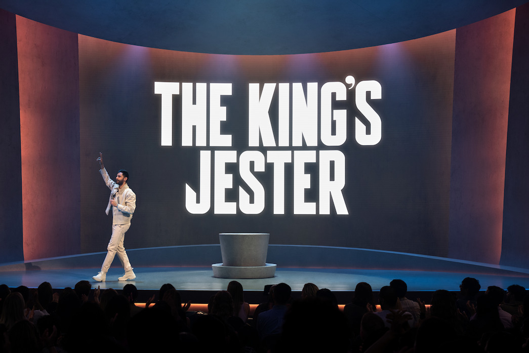 Hasan Minhaj Netflix Special ‘The King’s Jester’ to Premiere in October ...
