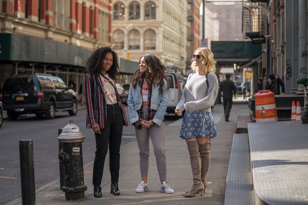 13 Cozy Movies and TV Shows with Fall Vibes - Netflix Tudum