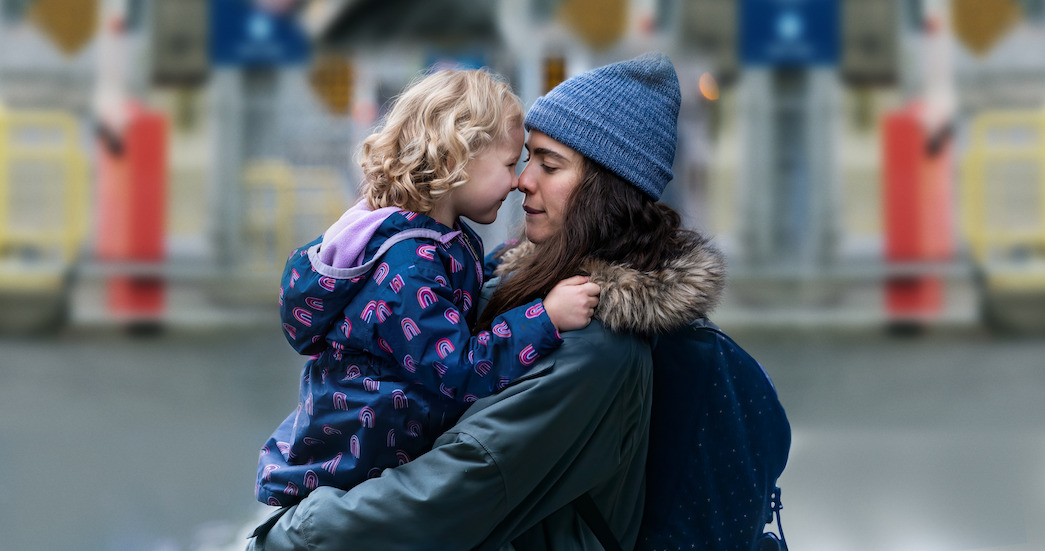 Movies & Shows For Moms About the Highs and Lows of Parenting - Netflix ...