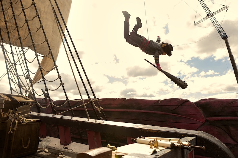 See Behind the Scenes Photos of 'ONE PIECE' Live Action Cast and Crew ...