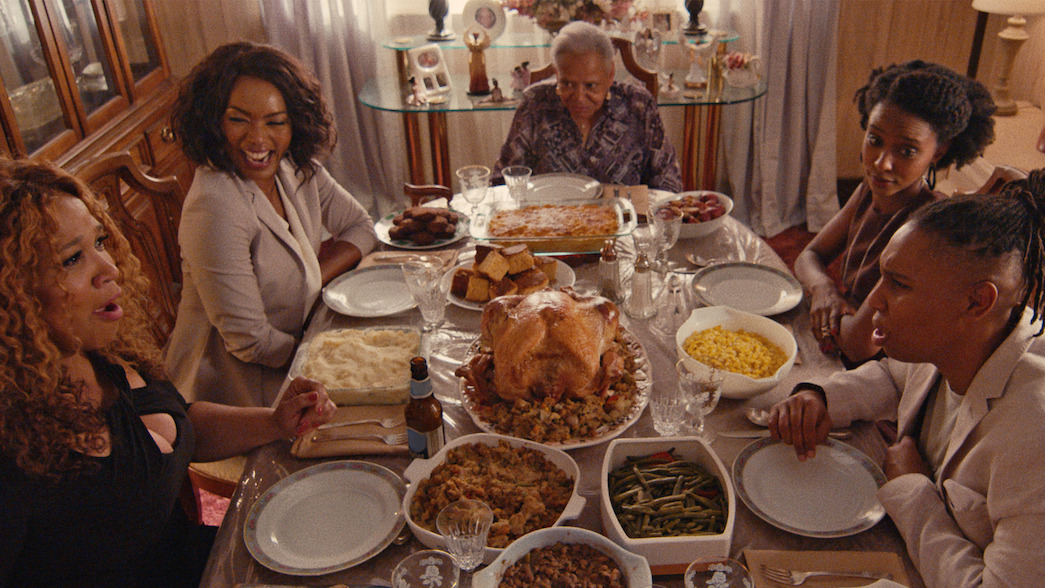 Best Thanksgiving TV Episodes to Add to Your Holiday Viewing Plate ...