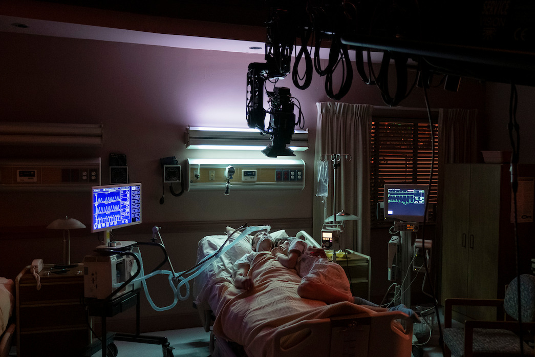 See Behind the Scene Photos of 'BEEF' - Netflix Tudum