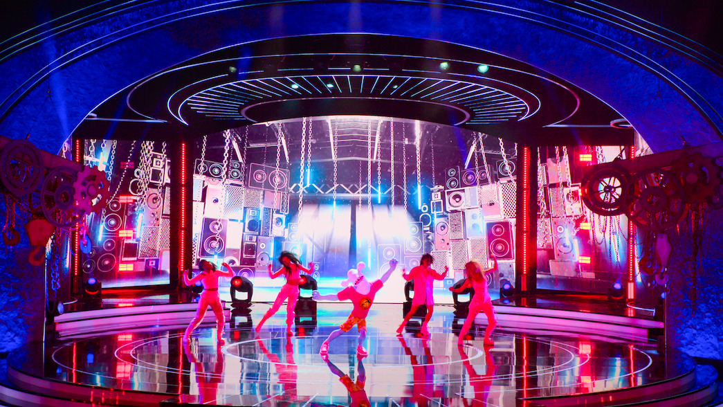 Best Dance Shows on Netflix: From Dance 100 to Tiny Pretty Things ...