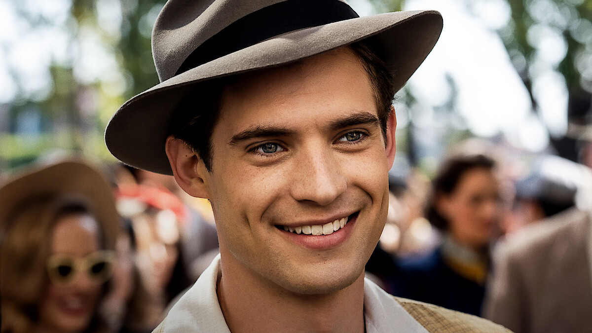 David Corenswet and Jonathan Bailey's Actors on Actors Talked Kissing ...