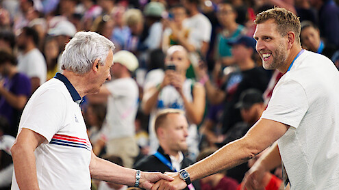 Spaceman Ending Explained: Is Hanus The Spider Real? - Netflix Tudum