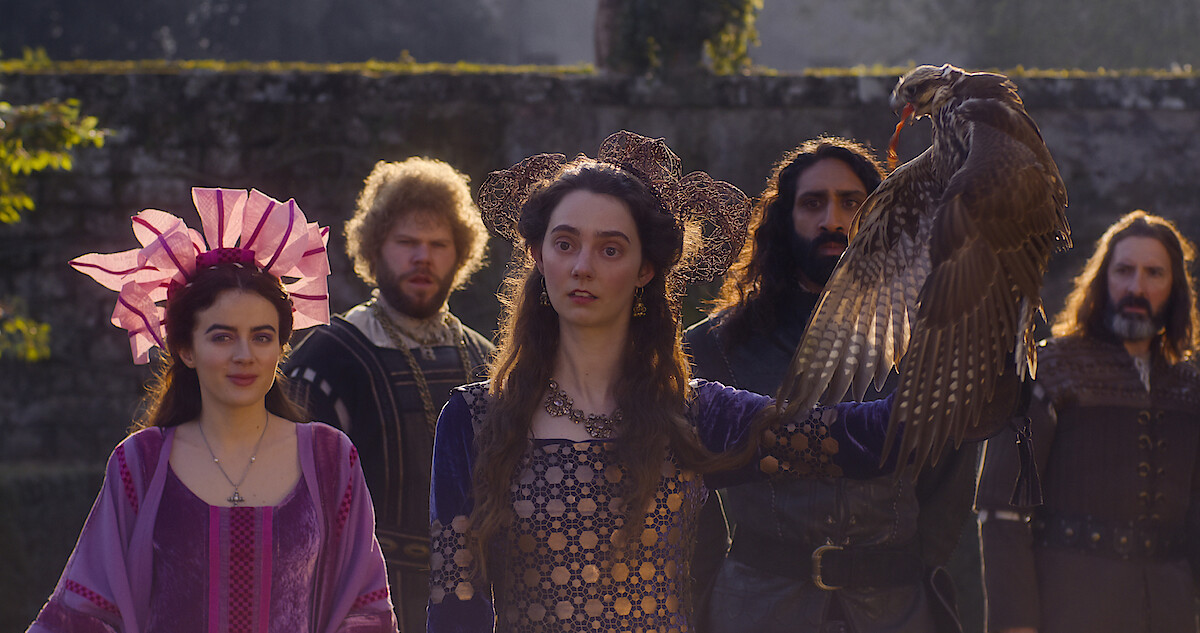 Who Is in The Decameron Cast? Tony Hale, Zosia Mamet and More - Netflix Tudum