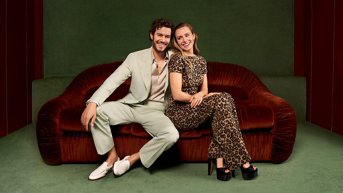 Kristen Bell and Adam Brody Offer Irresistible Chemistry in Nobody ...