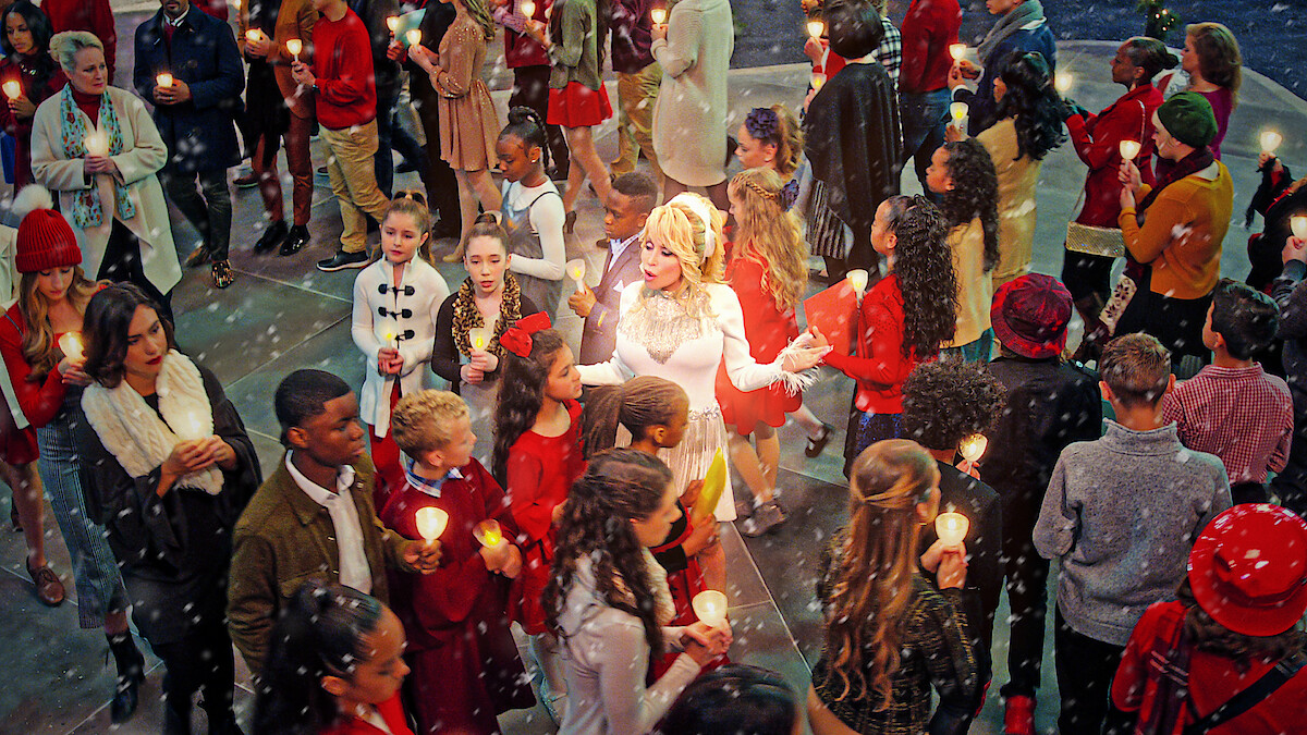 11 Best Christmas In July Movies To Make Your Streaming Merry And