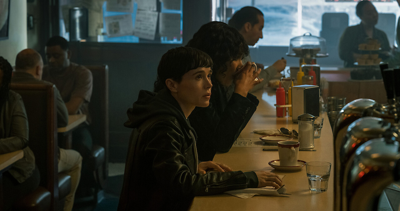 Elliot page the umbrella academy store