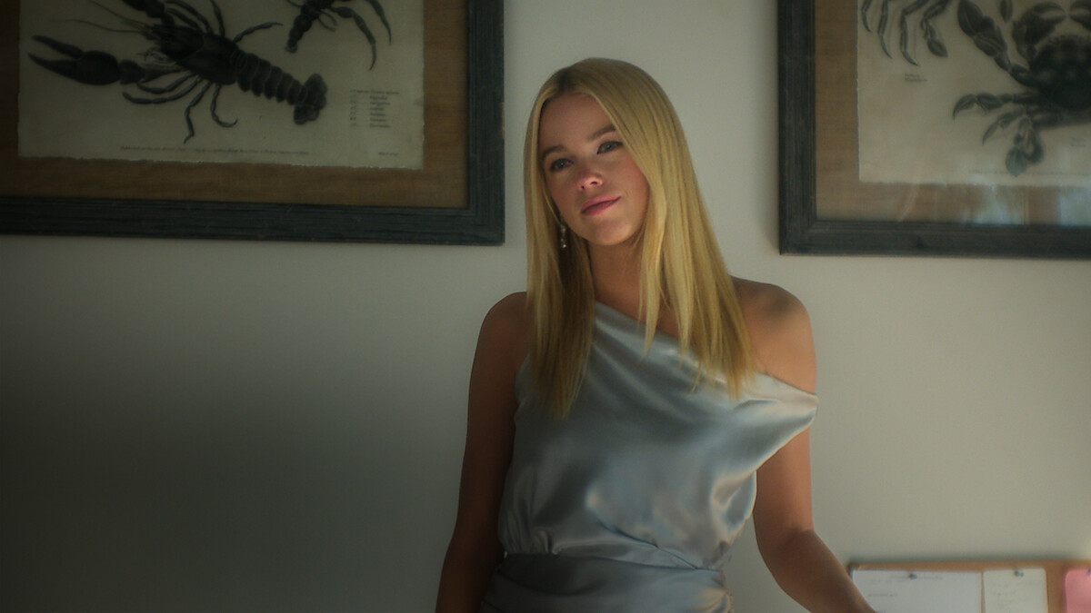 'Sirens': Explore the Lilly Pulitzer Looks and Pretty Pastels of the ...