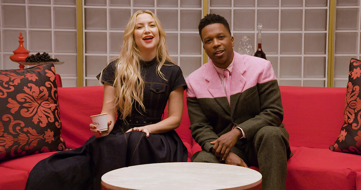 Kate Hudson and Leslie Odom Jr.'s Favorite Costumes in 'Glass Onion ...