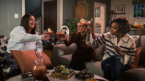 'Sweet Magnolias' Season 3 Premiere Date, First Look Photos - Netflix Tudum