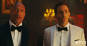 Red Notice Trailers, Videos, Interviews and more - Netflix Tudum