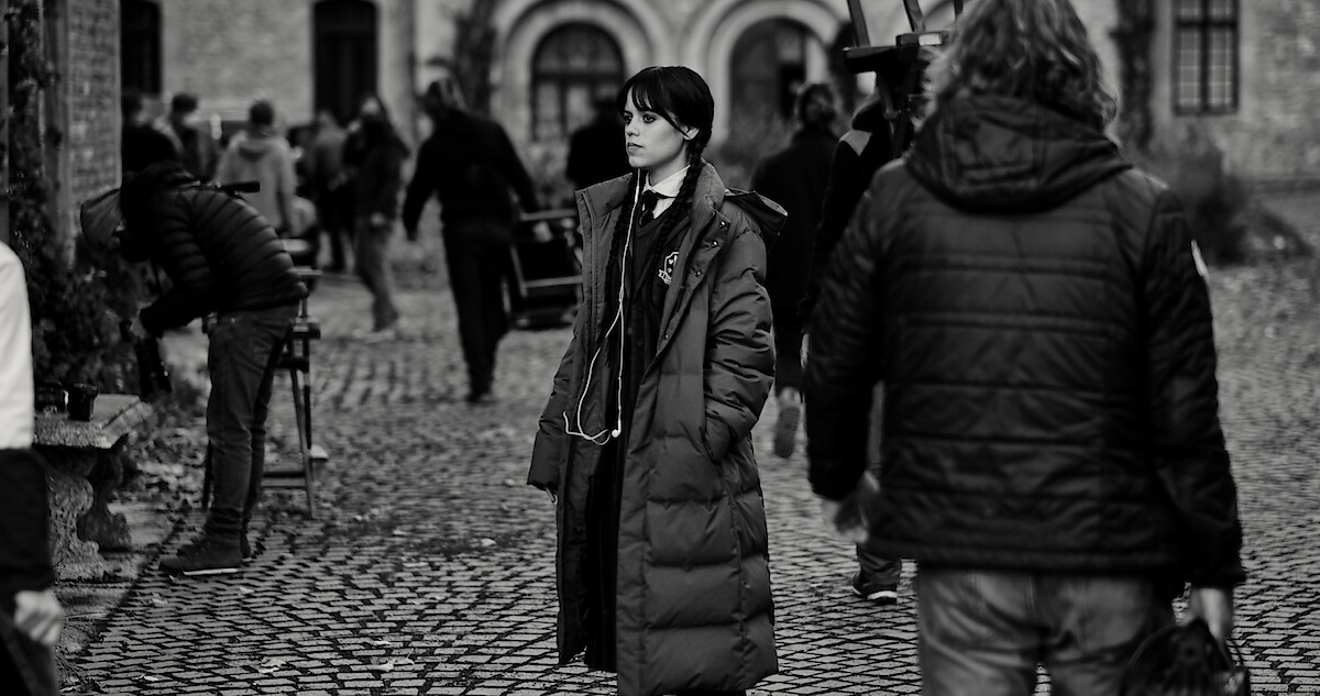 ‘Wednesday’ Season 1 Photos Behind the Scenes with Cast - Netflix Tudum