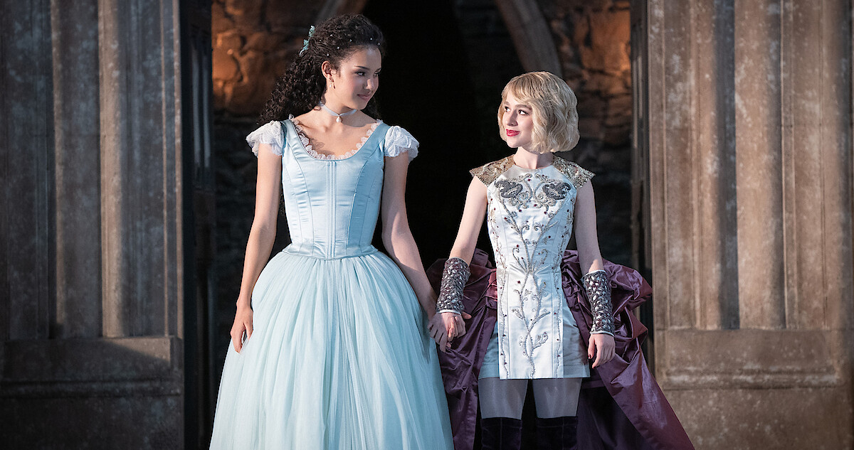 School For Good And Evil Trailer Photos And Cast Interview Netflix Tudum School For Good And Evil Trailer Photos And Cast Interview Netflix Tudum