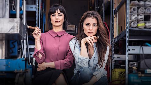 UnREAL on Netflix: Cast, Release Date, and More Details on the Drama ...