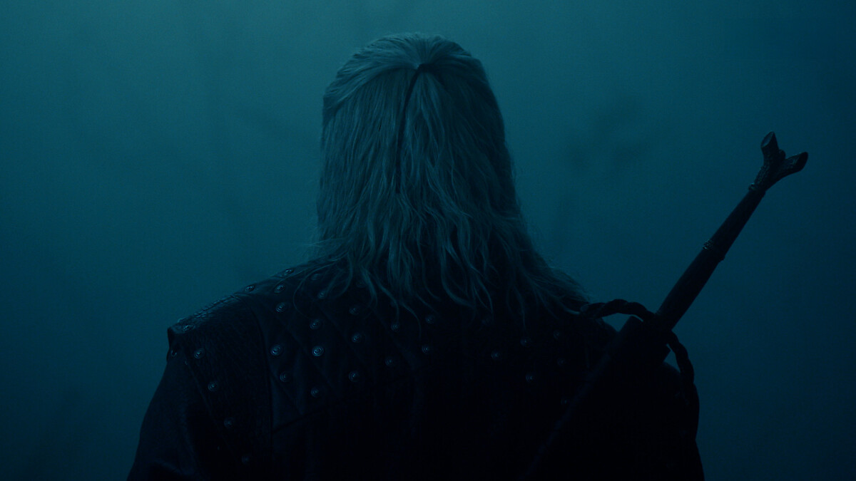 See the First Look at Liam Hemsworth as Geralt of Rivia in The Witcher ...