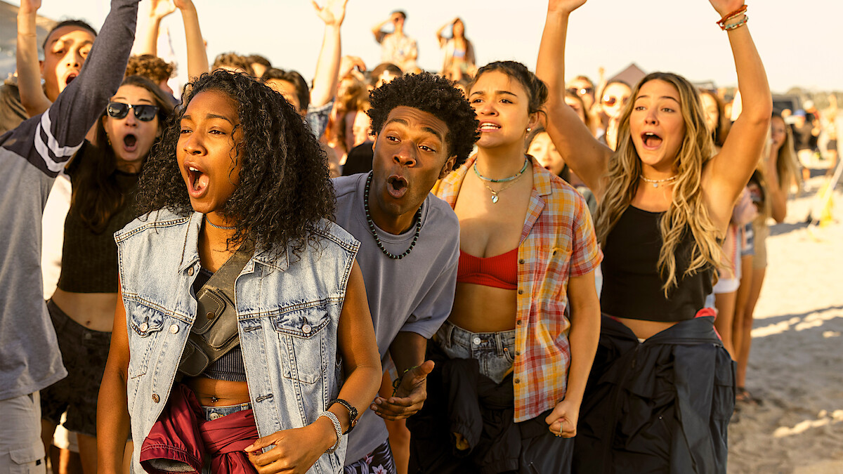 Shop Outer Banks Collabs and Product from BYRD, ASOS, PacSun Lottie ...