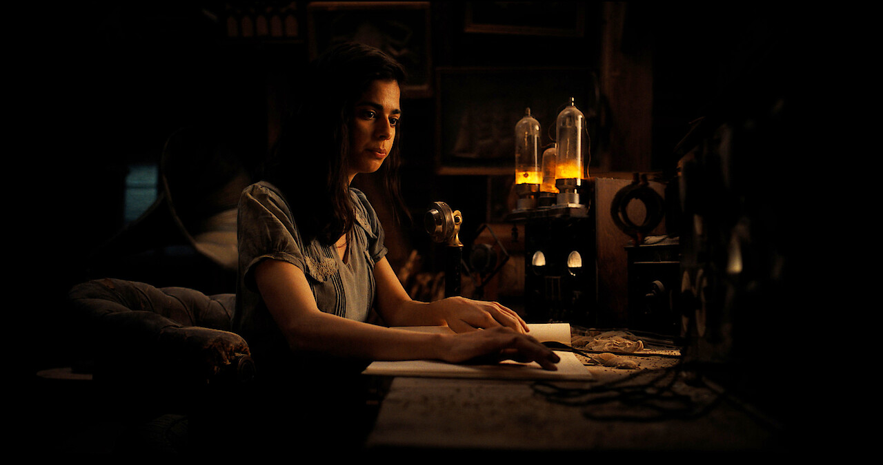 Did ‘All the Light We Cannot See’ Really Film in Saint-Malo? - Netflix ...