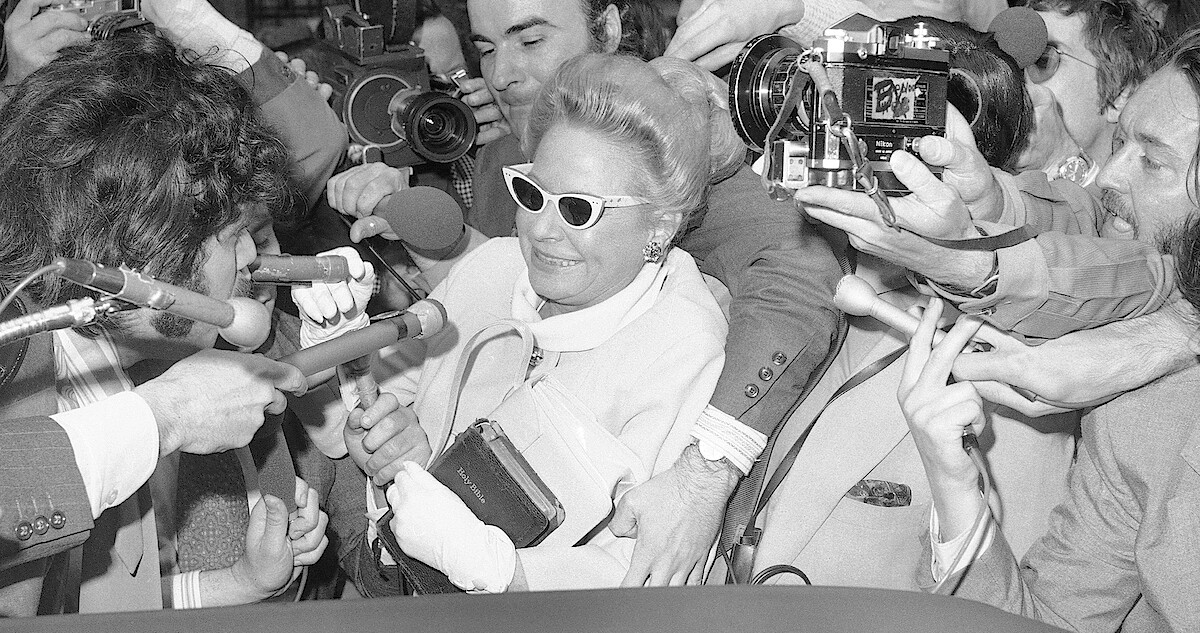 What is The Martha Mitchell Effect? All Your Doc Questions, Answered ...