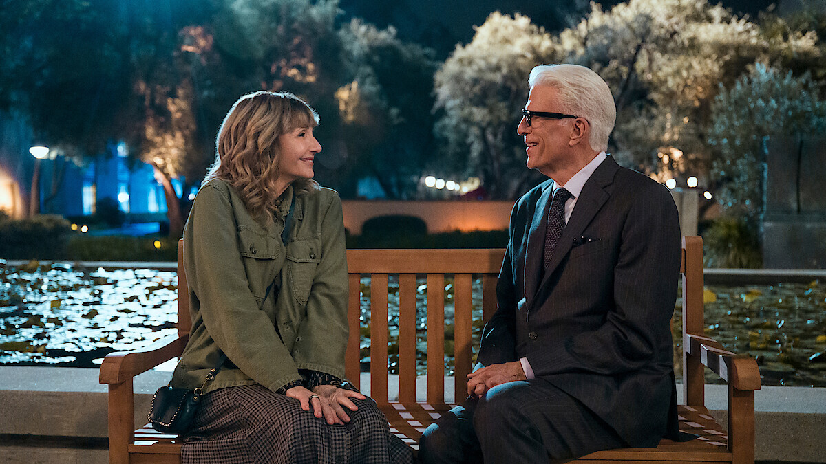 See the First Look Photos from 'A Man on the Inside' Season 2 - Netflix ...