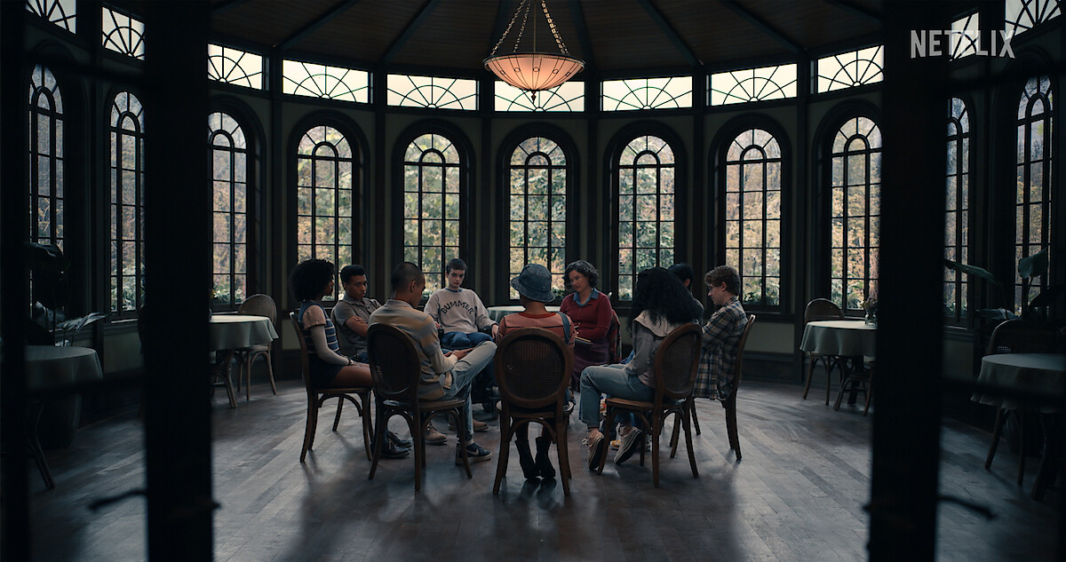 Meet the Exclusive Members of ‘The Midnight Club’ - Netflix Tudum