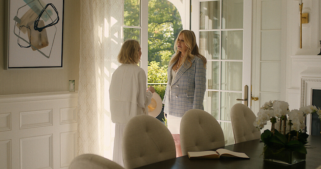 ‘The Watcher’ Jennifer Coolidge Interview - Netflix Tudum